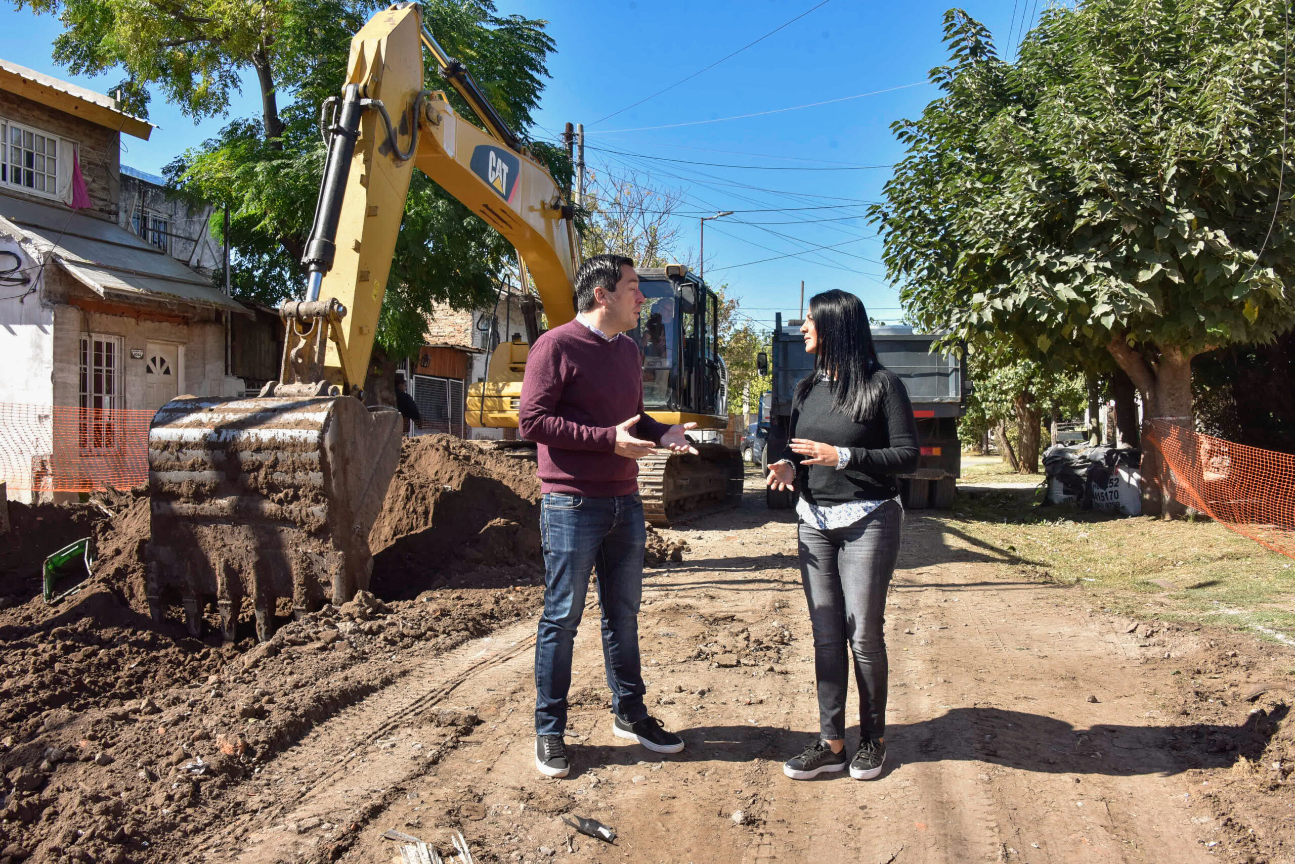 Noe Correa y Leo Nardini visitaron la obra de las calles Batlle Planas ...